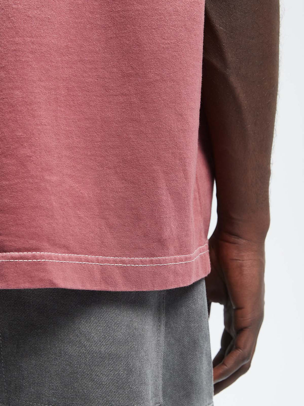 CONTRAST STITCH T-SHIRT - BORDEAUX